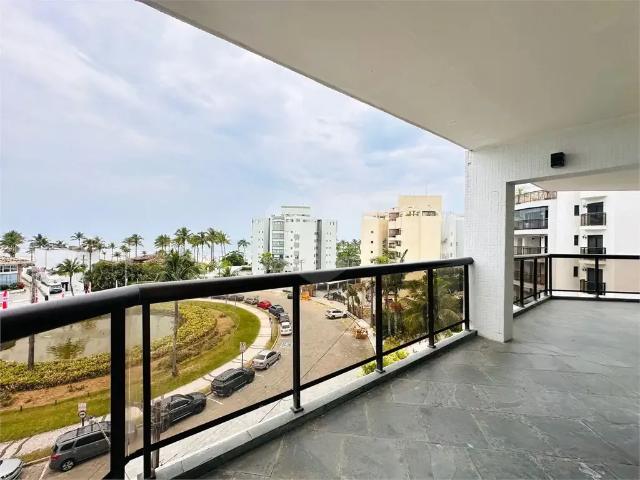 Apartamento para Venda em Bertioga/SP Riviera 4 Quartos
