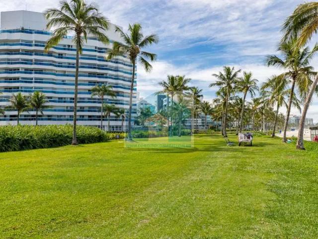 Apartamento para Venda em Bertioga/SP Riviera 5 Quartos