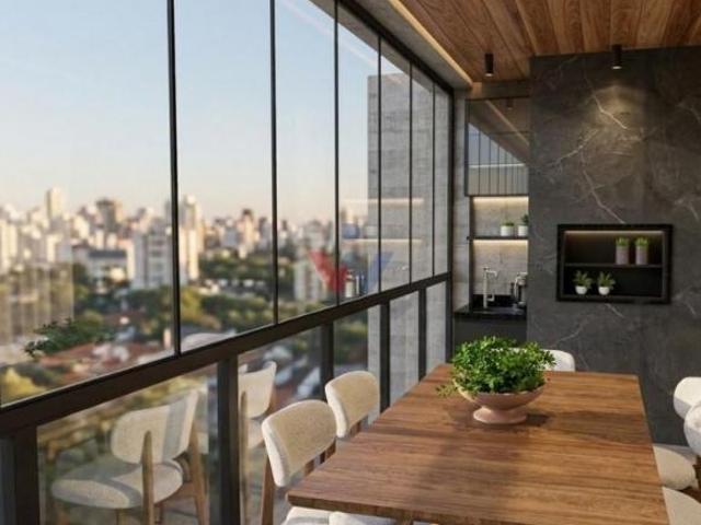 Apartamento para venda em Bigorrilho de 165.00m² com 3 Quartos, 3 Suites e 3 Garagens