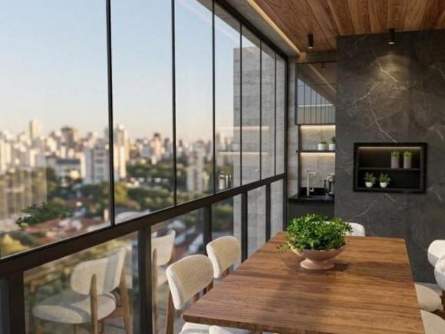 Apartamento para venda em Bigorrilho de 165.00m² com 3 Quartos, 3 Suites e 3 Garagens