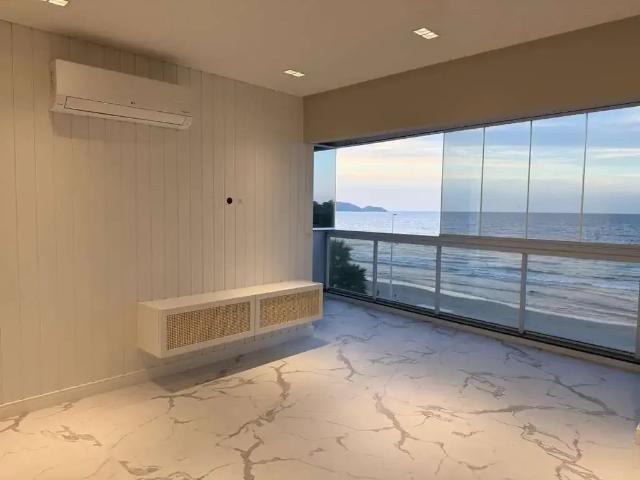 Apartamento para Venda em Bombinhas/SC Bombas 2 Quartos