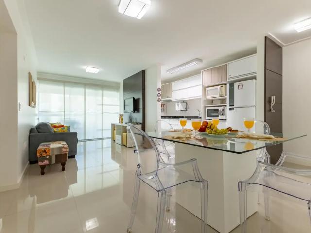 Apartamento para Venda em Bombinhas/SC Bombas 2 Quartos
