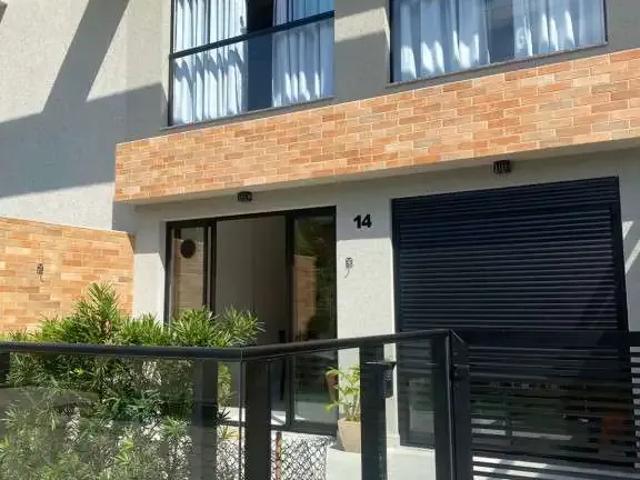 Apartamento para Venda em Bombinhas/SC Canto Grande 2 Quartos