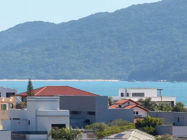 Apartamento para Venda em Bombinhas/SC Canto Grande 2 Quartos