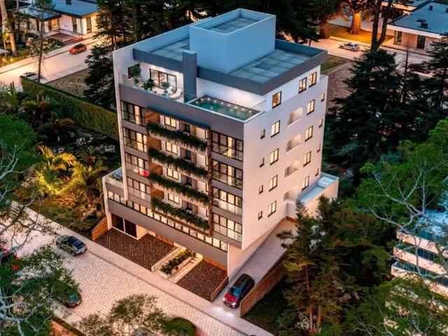 Apartamento para Venda em Bombinhas/SC Centro 2 Quartos