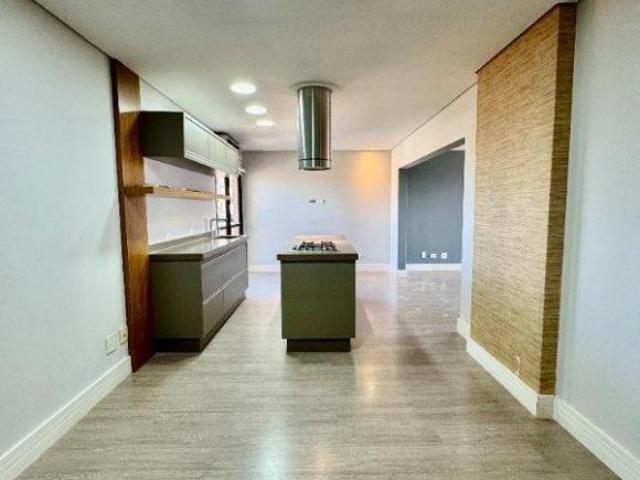 Apartamento para venda em Bosque Ed. Nequinha de 251.00m² com 3 Quartos, 3 Suites e 3 Garagens