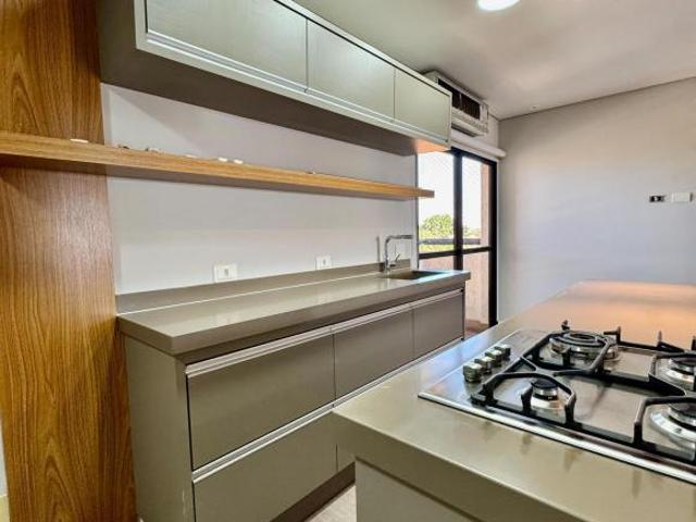 Apartamento para venda em Bosque Ed. Nequinha de 251.00m² com 3 Quartos, 3 Suites e 3 Garagens
