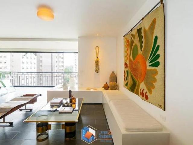 Apartamento para venda em Brooklin com 3 quartos, sendo 3 suítes, 218m²