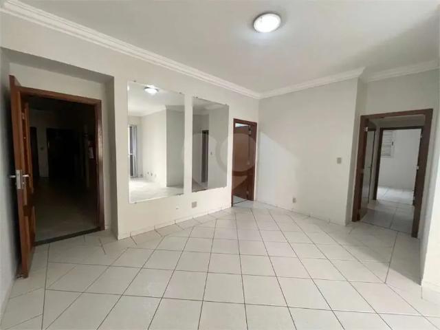 Apartamento para Venda em Cuiabá/MT Jardim Aclimação 3 Quartos