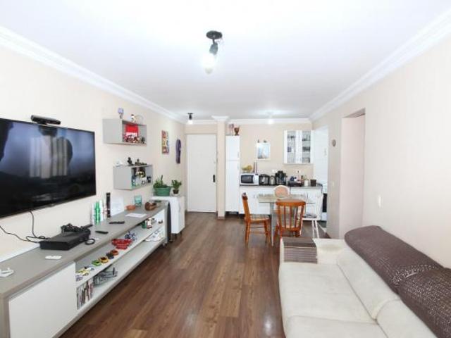 Apartamento para Venda em Curitiba, Água Verde, 2 dormitórios, 1 banheiro, 1 vaga
