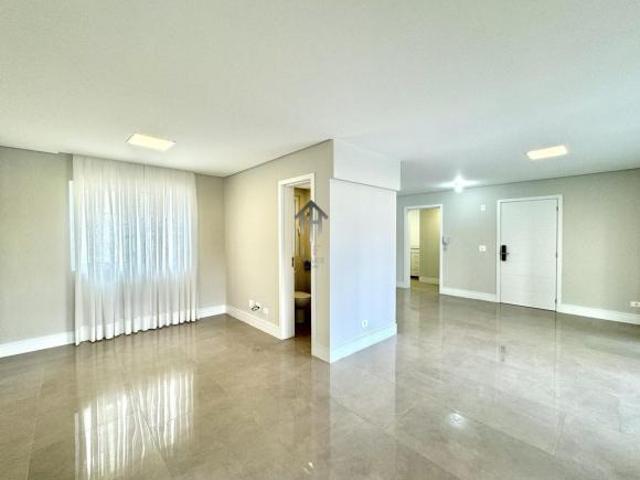 Apartamento para Venda em Curitiba, Bacacheri, 3 dormitórios, 3 suítes, 4 banheiros, 2 vagas