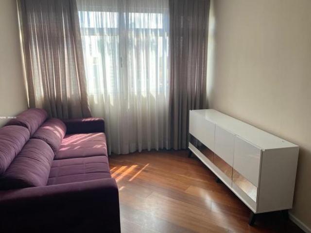 Apartamento para Venda em Curitiba, Centro, 1 dormitório, 1 banheiro, 1 vaga