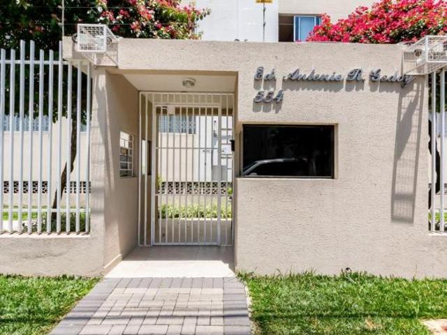 Apartamento para Venda em Curitiba, Portão, 3 dormitórios, 1 banheiro, 1 vaga
