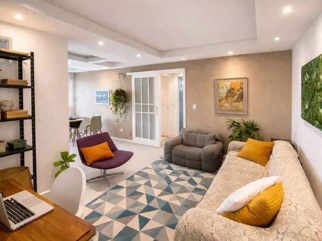 Apartamento para Venda em Curitiba/PR Cabral 2 Quartos