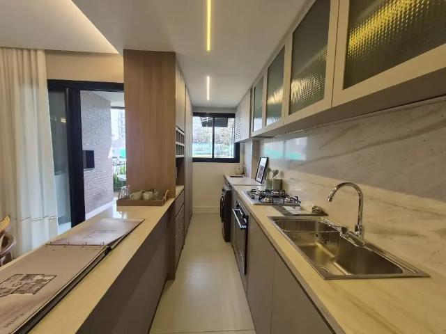 Apartamento para Venda em Curitiba/PR Cabral 2 Quartos