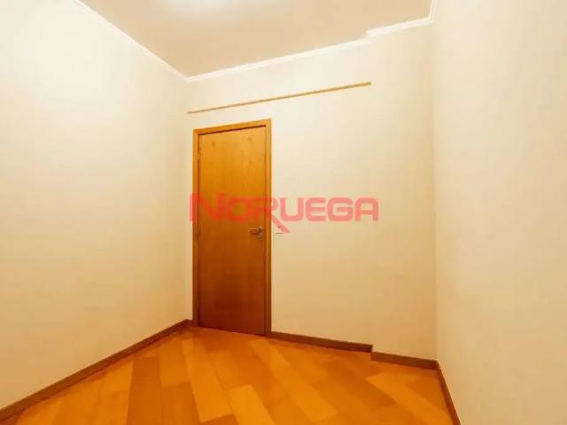 Apartamento para Venda em Curitiba/PR Cabral 3 Quartos