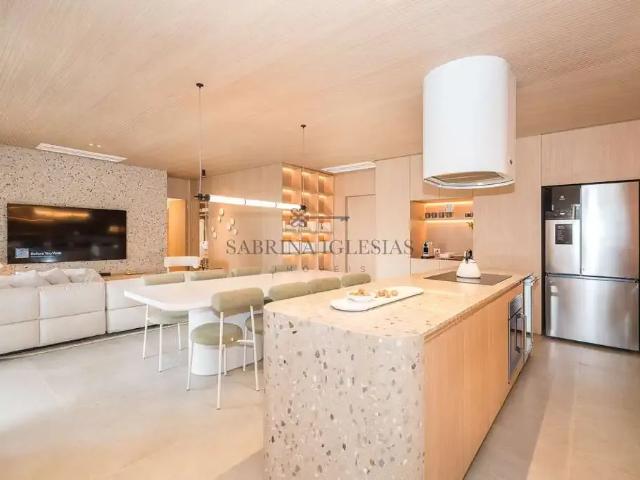 Apartamento para Venda em Curitiba/PR Cabral 3 Quartos
