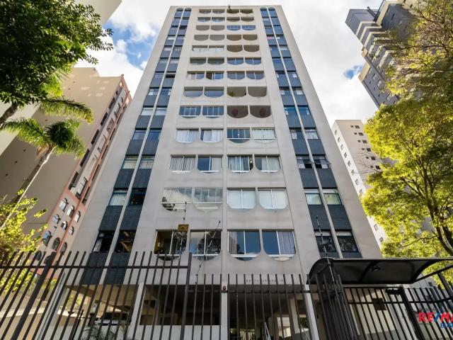 Apartamento para Venda em Curitiba/PR Cabral 3 Quartos