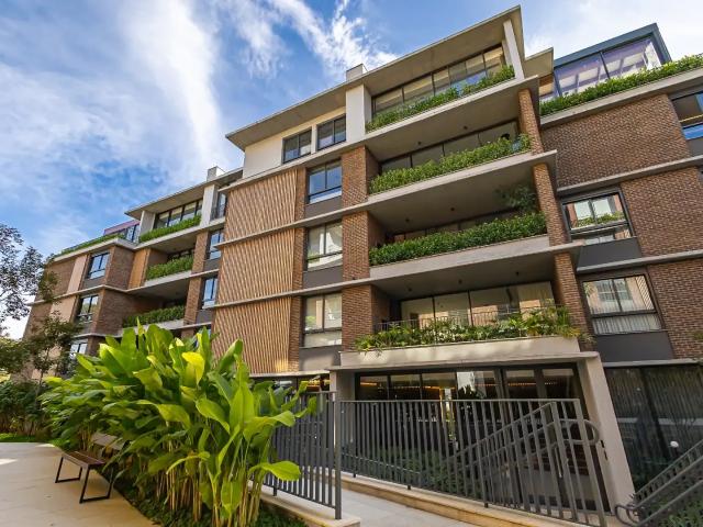 Apartamento para Venda em Curitiba/PR Cabral 3 Quartos