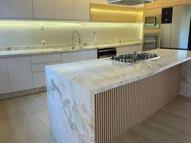 Apartamento para Venda em Curitiba/PR Cabral 3 Quartos