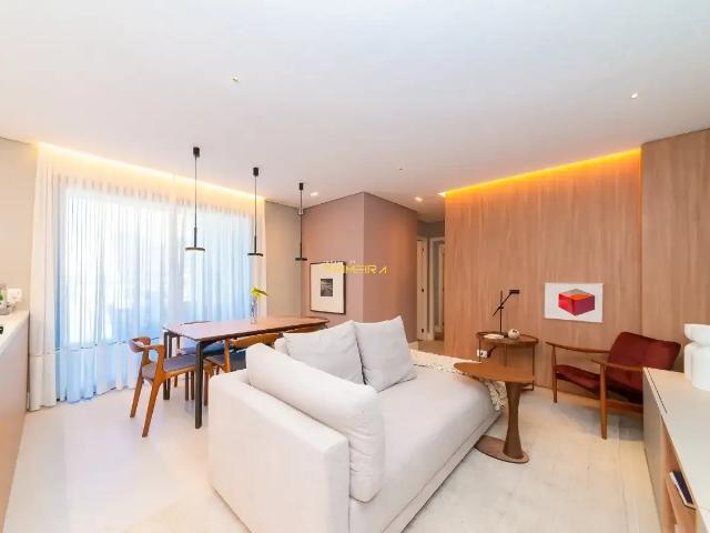 Apartamento para Venda em Curitiba/PR Cabral 3 Quartos