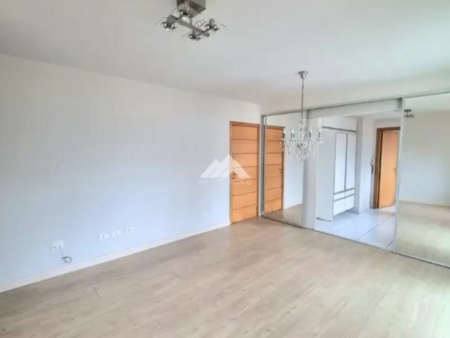 Apartamento para Venda em Curitiba/PR Cabral 3 Quartos