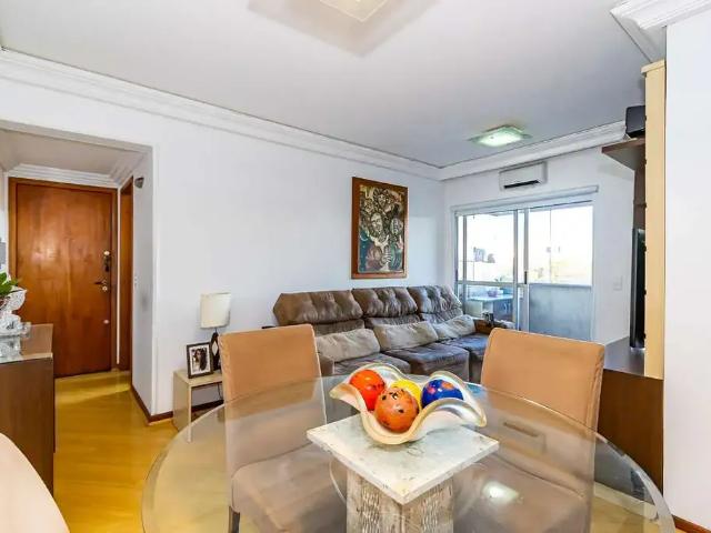 Apartamento para Venda em Curitiba/PR Cabral 3 Quartos