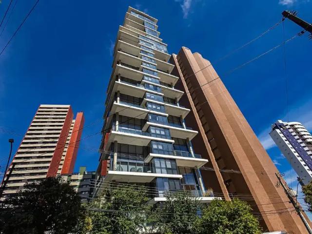 Apartamento para Venda em Curitiba/PR Cabral 3 Quartos