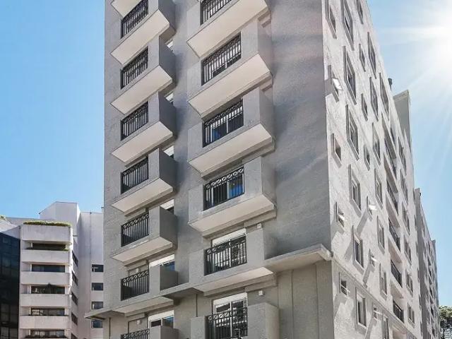 Apartamento para Venda em Curitiba/PR Cabral 3 Quartos