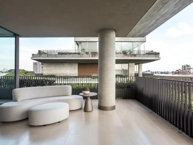 Apartamento para Venda em Curitiba/PR Cabral 3 Quartos