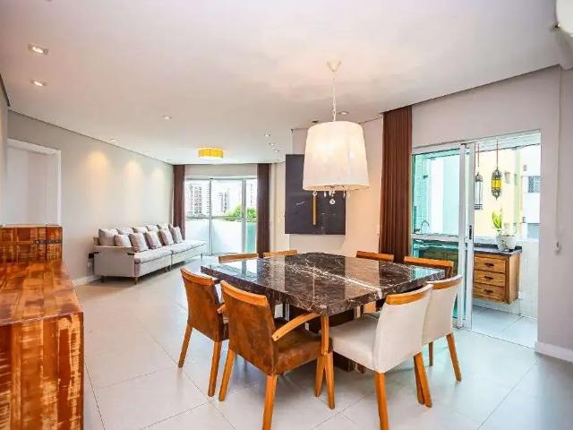 Apartamento para Venda em Curitiba/PR Cabral 3 Quartos