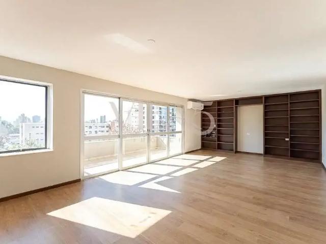 Apartamento para Venda em Curitiba/PR Cabral 4 Quartos