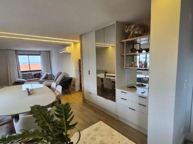 Apartamento para Venda em Curitiba/PR Cabral 4 Quartos
