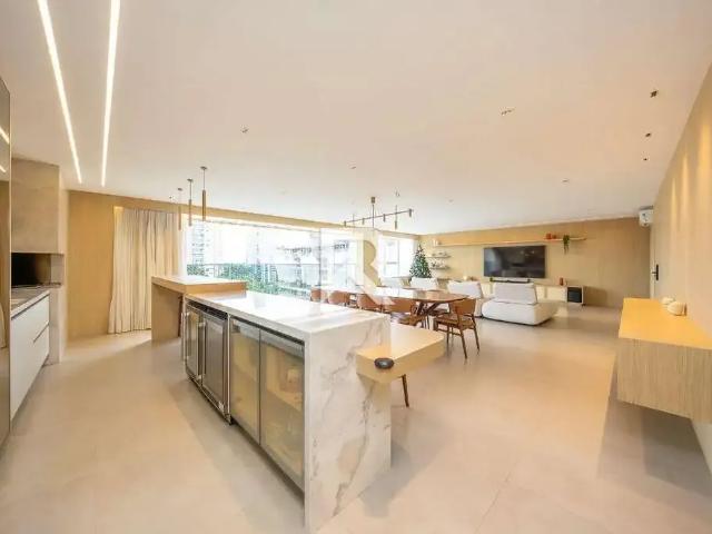 Apartamento para Venda em Curitiba/PR Campo Comprido 4 Quartos