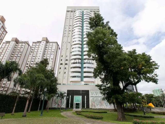 Apartamento para Venda em Curitiba/PR Centro Cívico 4 Quartos