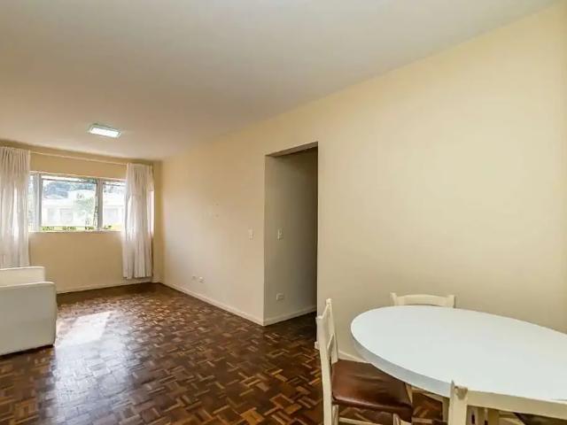 Apartamento para Venda em Curitiba/PR Centro Cívico 2 Quartos
