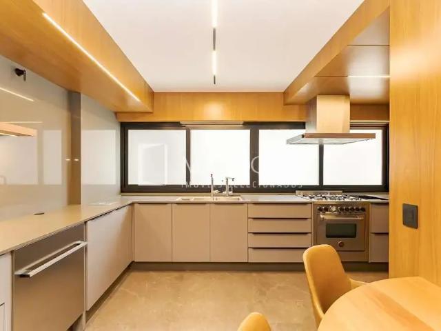 Apartamento para Venda em Curitiba/PR Centro Cívico 2 Quartos