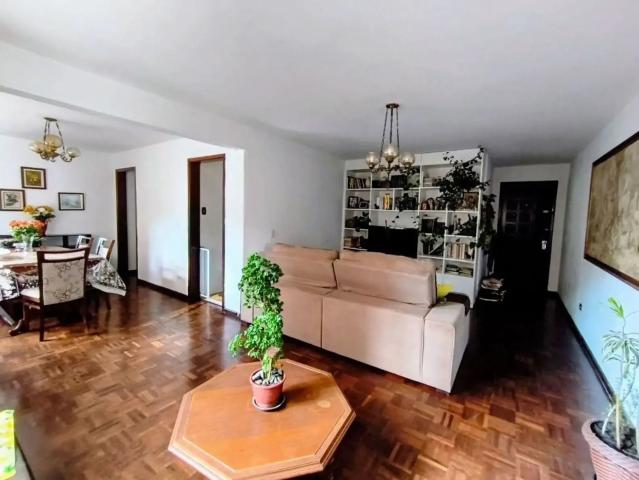 Apartamento para Venda em Curitiba/PR Centro 3 Quartos