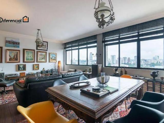 Apartamento para Venda em Curitiba/PR Centro 3 Quartos