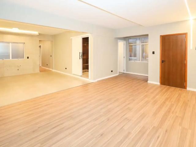 Apartamento para Venda em Curitiba/PR Centro 3 Quartos