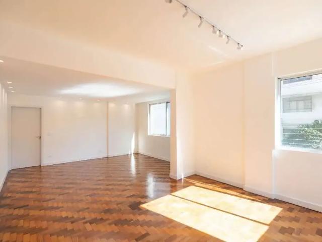 Apartamento para Venda em Curitiba/PR Centro 3 Quartos