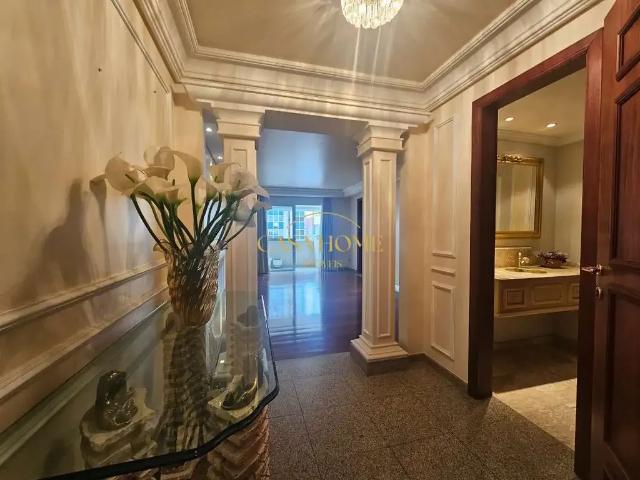 Apartamento para Venda em Curitiba/PR Centro 4 Quartos