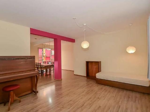 Apartamento para Venda em Curitiba/PR Centro 4 Quartos