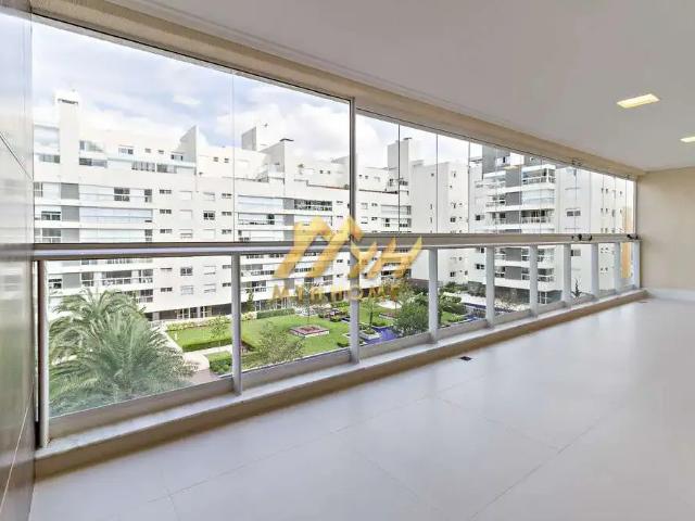 Apartamento para Venda em Curitiba/PR Água Verde 4 Quartos