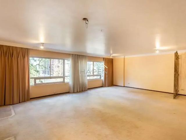 Apartamento para Venda em Curitiba/PR Água Verde 4 Quartos