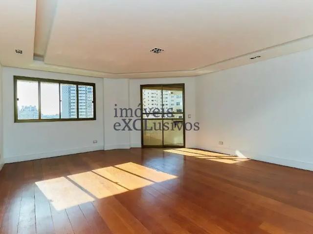Apartamento para Venda em Curitiba/PR Água Verde 4 Quartos