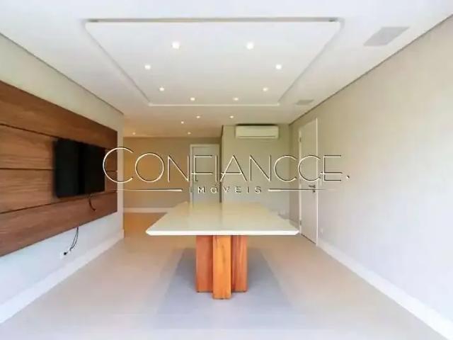 Apartamento para Venda em Curitiba/PR Água Verde 4 Quartos