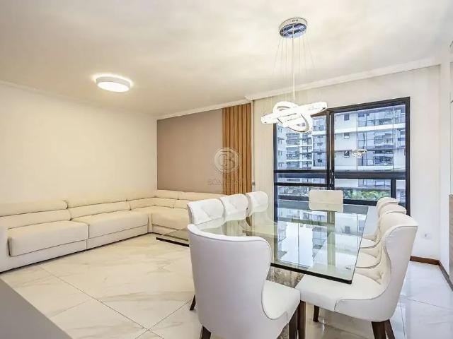 Apartamento para Venda em Curitiba/PR Água Verde 4 Quartos