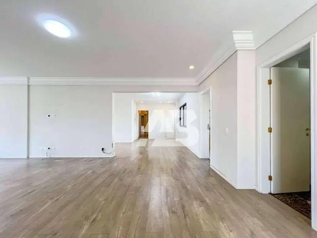 Apartamento para Venda em Curitiba/PR Água Verde 4 Quartos