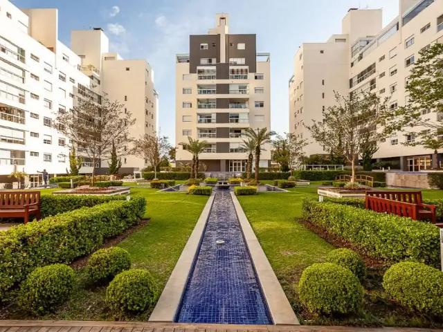 Apartamento para Venda em Curitiba/PR Água Verde 4 Quartos